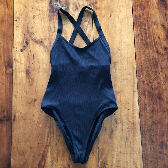 l*space | Swim | Lspace Black One Piece Open Back Swimsuit | Poshmark